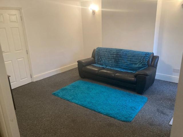 2 Bed Flat, Bethel Road, BS5