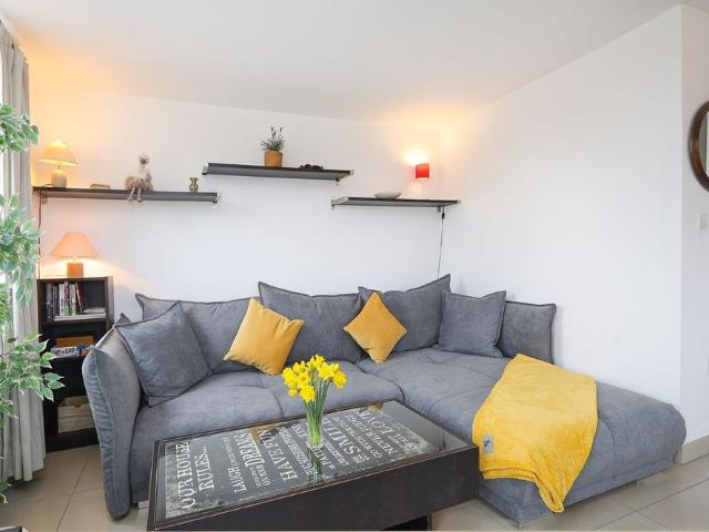 2 Bed Flat, Bevington Road, W10