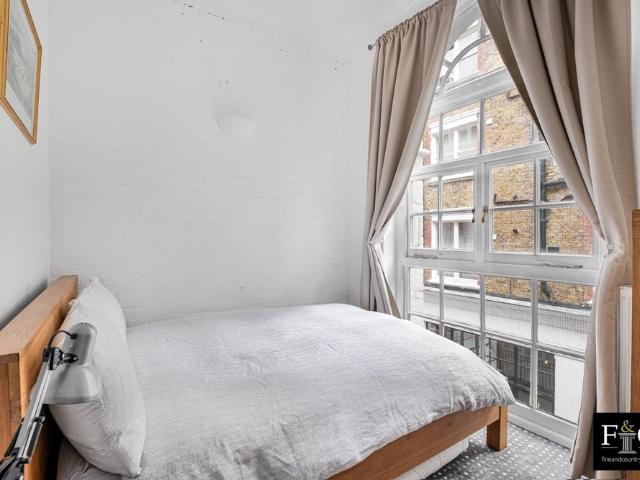 2 Bed Flat, Boswell Court, WC1N