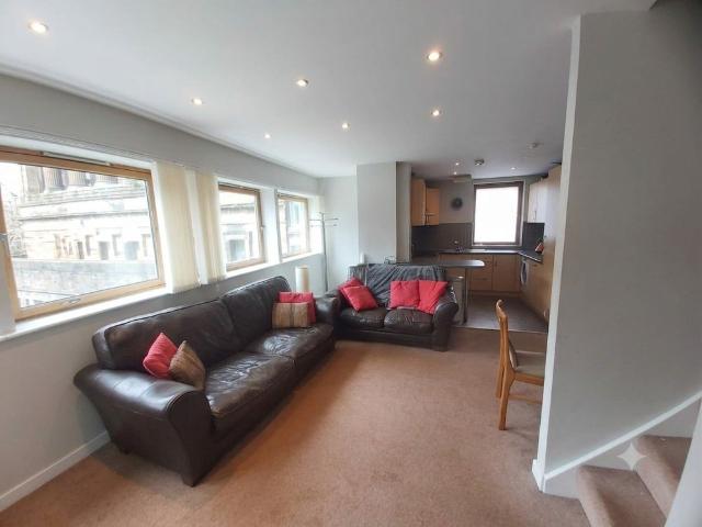 2 Bed Flat, Bothwell St, G2