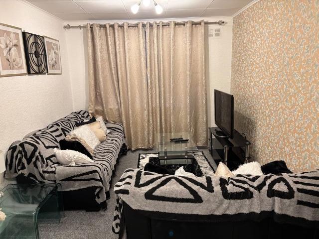 2 Bed Flat, Brierfield Terrace, AB16
