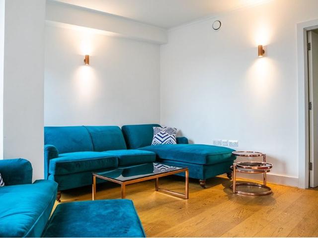 2 Bed Flat, Brighton Belle, BN1