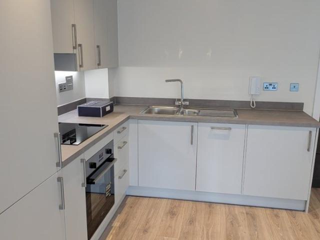 2 Bed Flat, Bristol St, B5