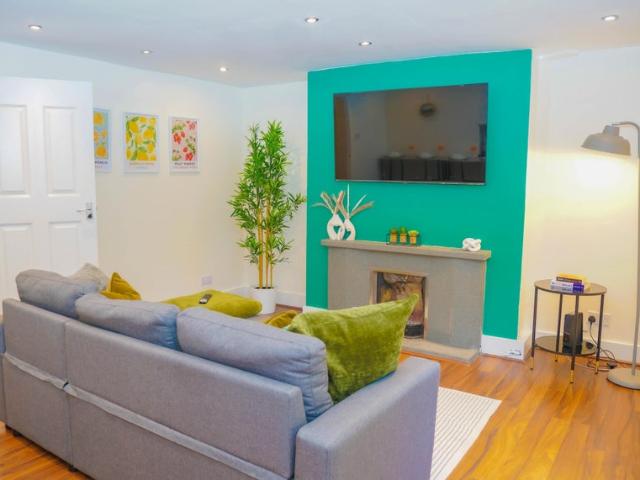 2 Bed Flat, Brixton Road, SW9