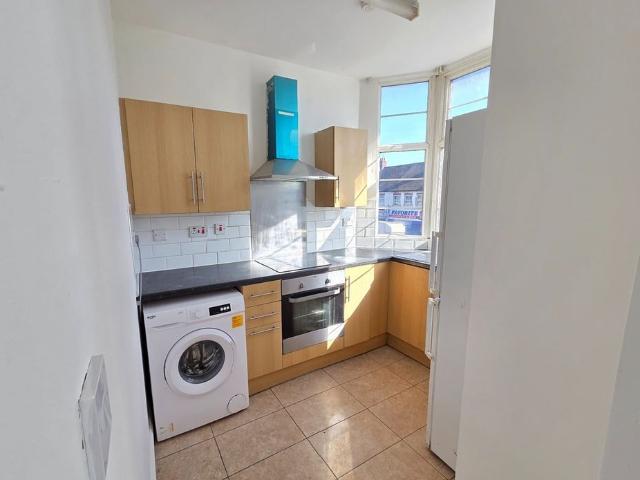 2 Bed Flat, Bromley Road, BR1