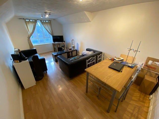 2 Bed Flat, Broomfield Lodge, LS6