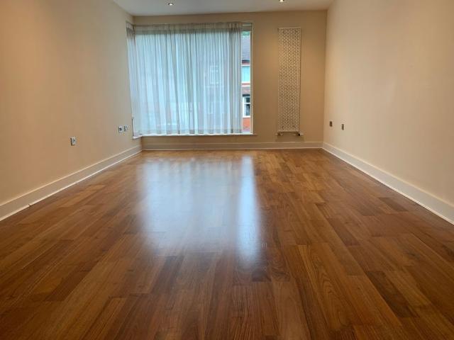 2 Bed Flat, Broughton Park, M7