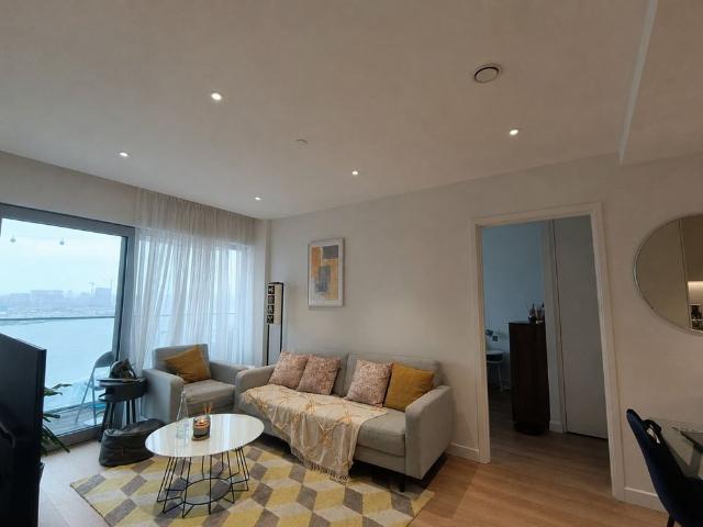 2 Bed Flat, Cutter Lane, SE10