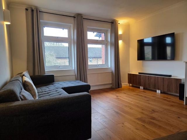 2 Bed Flat, Cambridge, CB4