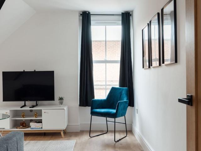 2 Bed Flat, Canadian Avenue, SE6