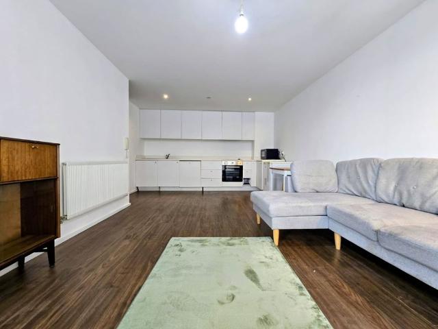 2 Bed Flat, Canal St, NG1