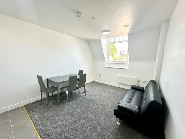 2 Bed Flat, Castle Edge, NG7