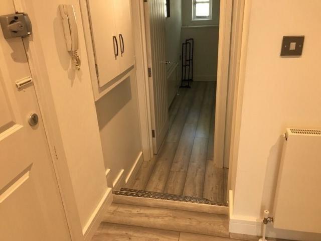 2 Bed Flat, Castle Hill, RG1