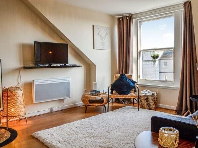 2 Bed Flat, Castle Street, AB11