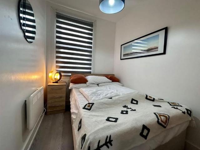2 Bed Flat, Carlingford Road, N15