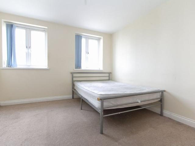 2 Bed Flat, Carter Road, CV3