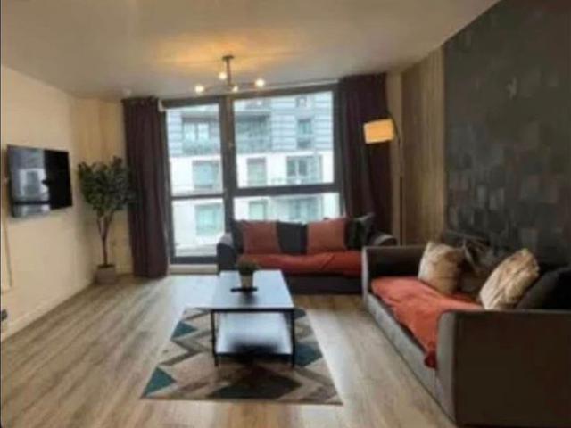 2 Bed Flat, Centenary Plaza, B1
