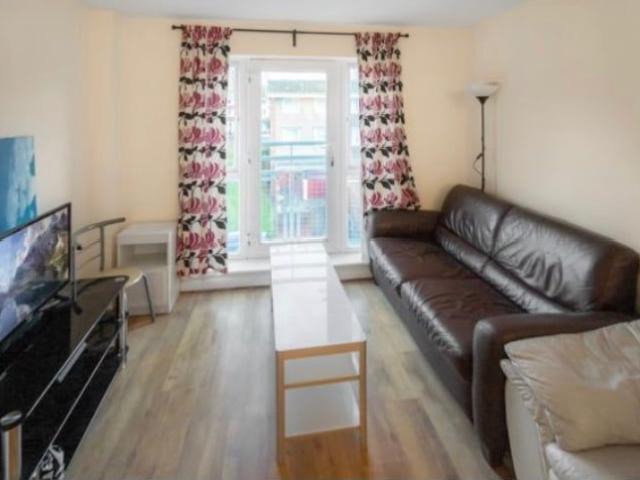 2 Bed Flat, Chancery Street, BS5