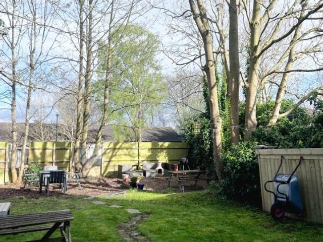 2 Bed Flat, Charleville Circus, SE26