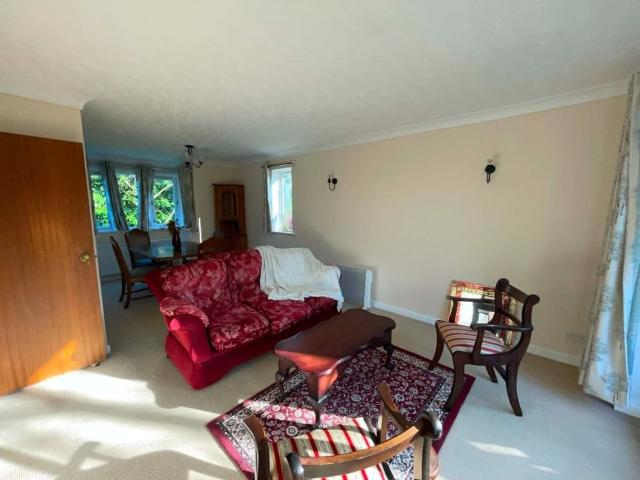 2 Bed Flat, Chelwood Gate, SO16