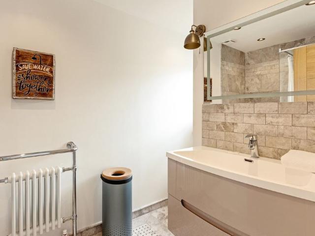2 Bed Flat, Chelsea, SW10