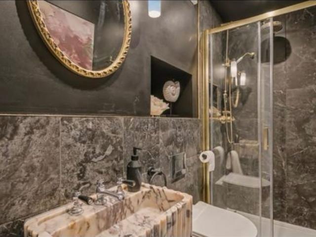 2 Bed Flat, Chesterton Road, W10