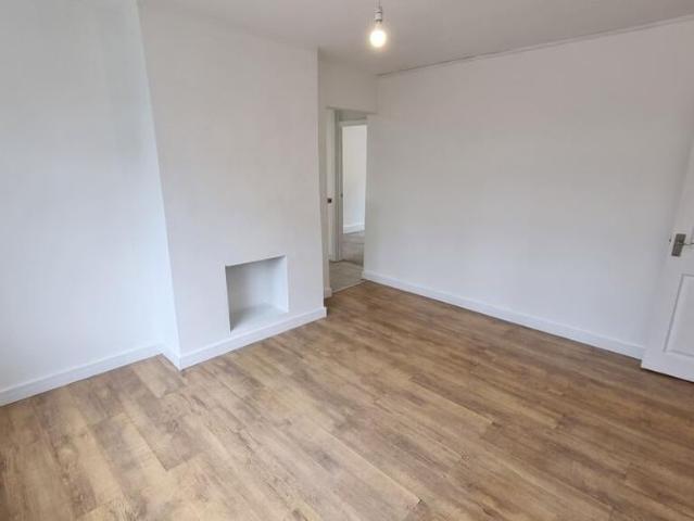 2 Bed Flat, Church Lane, M9