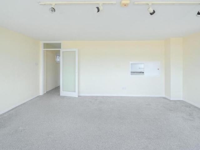 2 Bed Flat, Clifton Down, BS8
