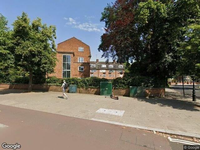2 Bed Flat, College Court, W5