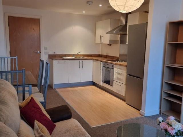 2 Bed Flat, Cornish Square, S6