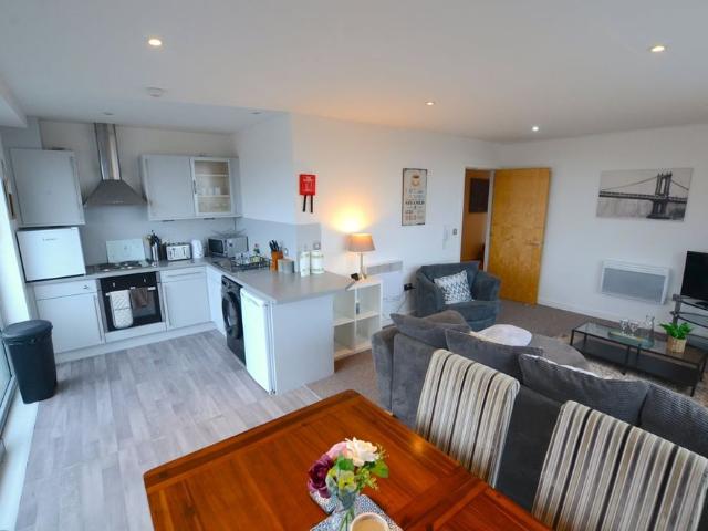 2 Bed Flat, Cranbrook House, NG1