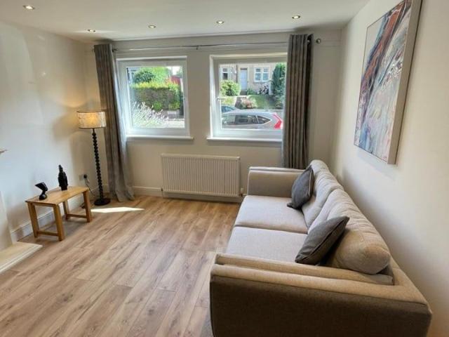 2 Bed Flat, Craighouse Gardens, EH10