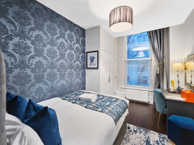 2 Bed Flat, Croxteth Road, L8