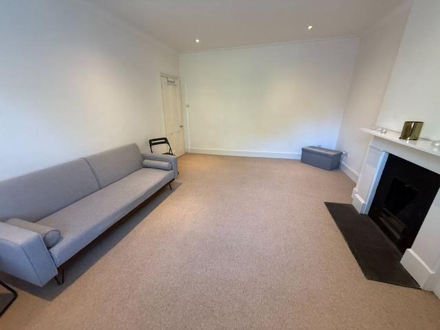 2 Bed Flat, Crystal Palace, SE19