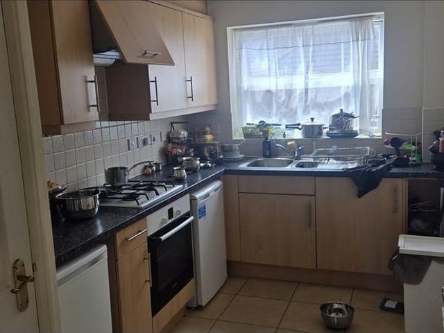 2 Bed Flat, Duckham Court, CV6