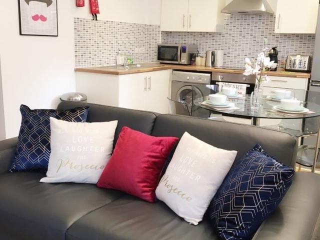 2 Bed Flat, Duke St, L1