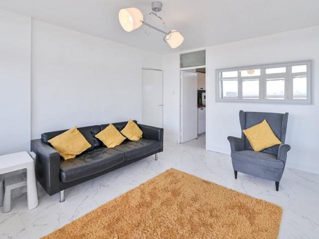 2 Bed Flat, Dunedin House, E16