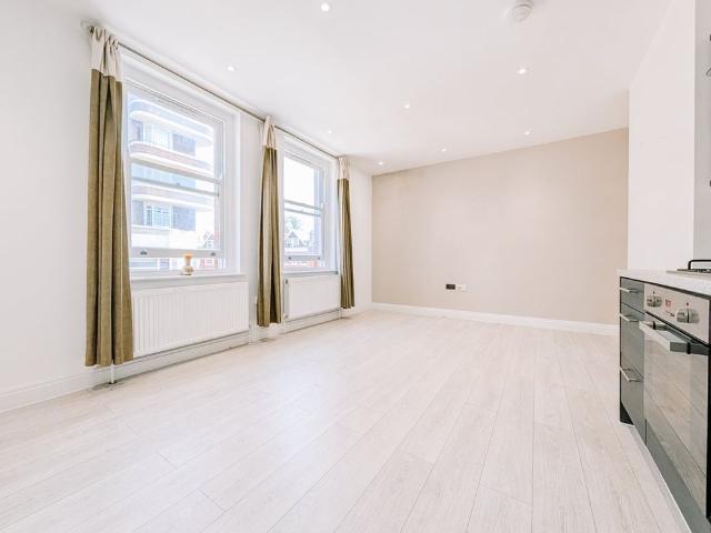 2 Bed Flat, Dunluce House, NW6