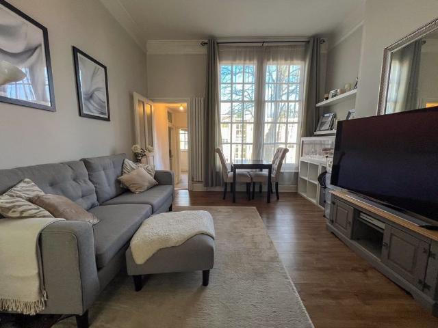 2 Bed Flat, De Montfort Court, LE2