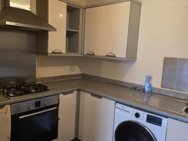 2 Bed Flat, De Havilland Court, IG1
