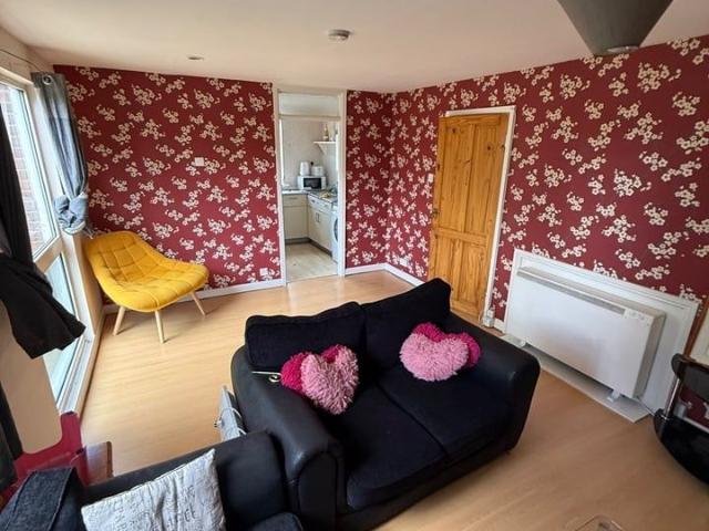 2 Bed Flat, Denham Court, B23