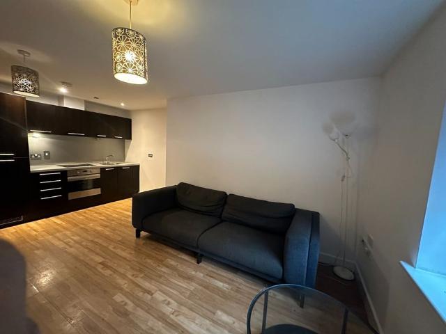 2 Bed Flat, Derwent Foundry, B3