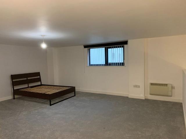 2 Bed Flat, Derwent Foundry, B3