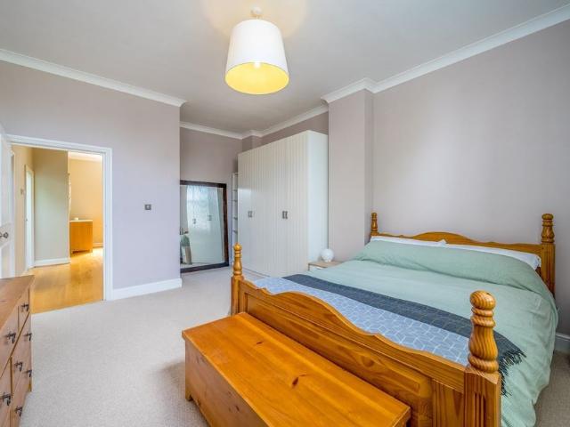 2 Bed Flat, Devonshire Drive, SE10