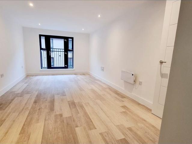 2 Bed Flat, Digbeth One, B12