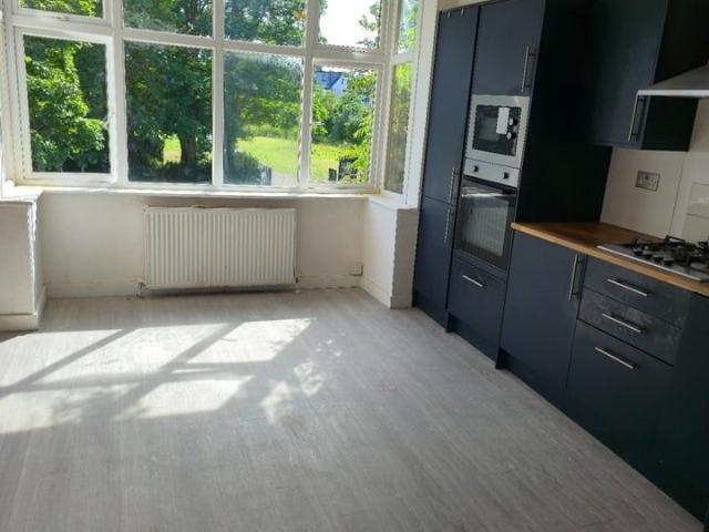 2 Bed Flat, Dorset Road, SW19