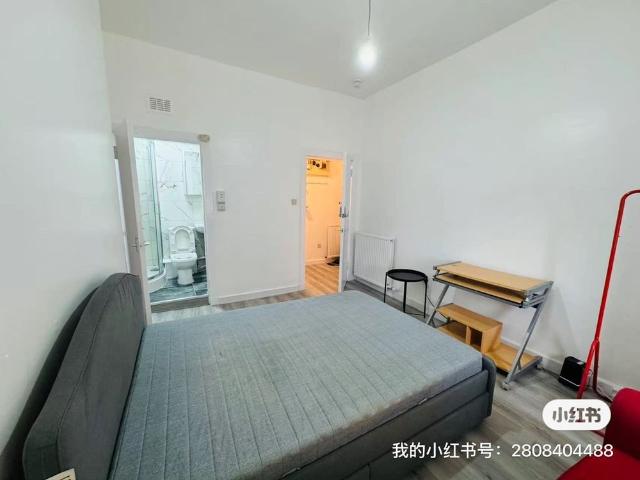 2 Bed Flat, Dowanhill St, G11