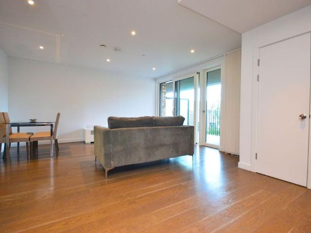 2 Bed Flat, Drake Apartments, SE17