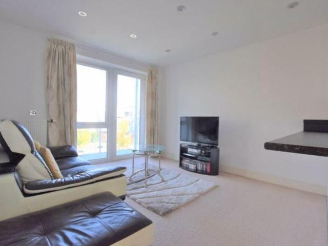 2 Bed Flat, Drinkwater Road, HA2