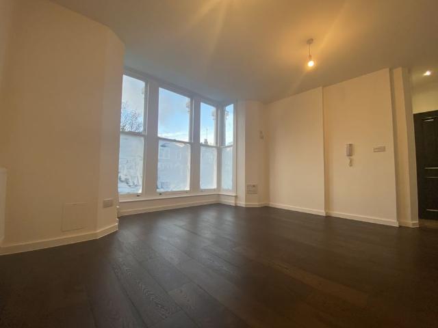 2 Bed Flat, Evering Road, E5